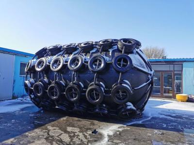 Chine L'amortisseur en caoutchouc pneumatique Marine Yokohama Henger With Chain de bateau de STS DST fatigue le filet à vendre