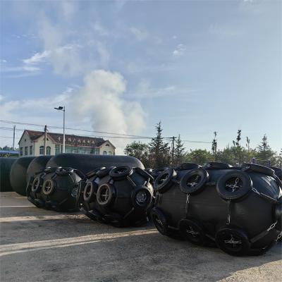 China Gewässertes Pneumatisches Gummi-Fender 50kpa 80kpa für den Seeverkehr zu verkaufen