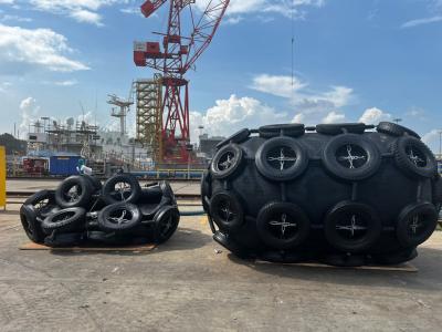 Китай Гарантия 2 года Морской резиновый фендер Йокогама Пневматический резиновый фендер продается