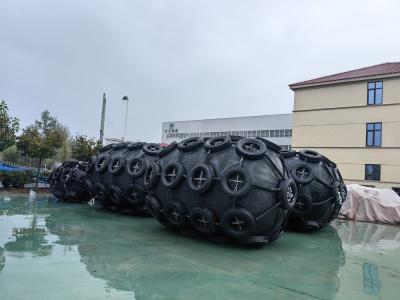 중국 80Kpa 초기 압력 고압 및 안전 밸브가 포함 된 Pneumatic Gum Fender 판매용