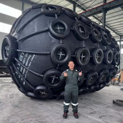 China Pneumatischer Hafenboot Gummi-Fender ausgezeichneter Lieferant zu verkaufen
