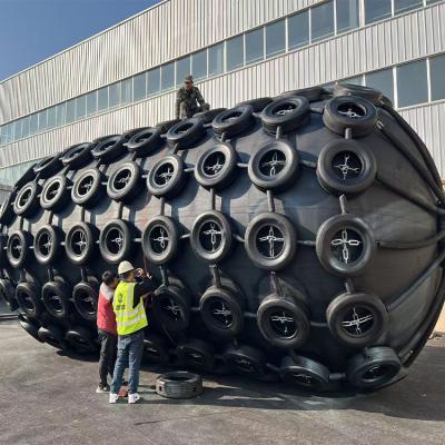 China ISO17357 Pneumatic Rubber Fender 2.0x3.5m Marine Grade for sale