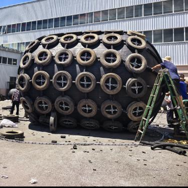 中国 強化された反発防止技術のための多層気圧フェンダー 販売のため