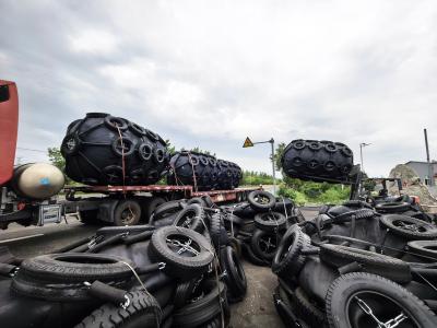 중국 오리지널 항구 펜더 (50KPa 압력) 판매용