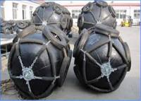 China Floating Inflatable Pneumatic Rubber Fender For Dock Berthing for sale