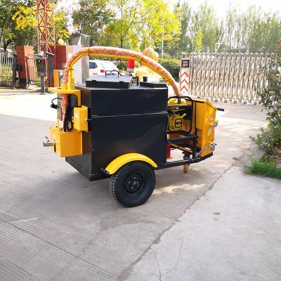 Cina Sigillatura delle crepe con affidabile caricatore di asfalto auto riscaldato da 100L e configurazione elevata in vendita