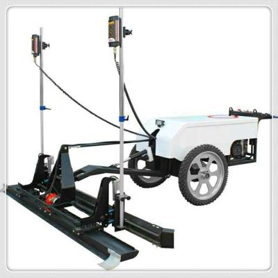 Cina 17L Fuel Volume Laser Transmitter Concrete Paving Leveling Machine con controllo Dennis in vendita