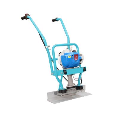 Cina 2-10m lunghezza regolare personalizzato pavimentatore di calcestruzzo con 5.5hp Max.Output Vibratore Screed in vendita