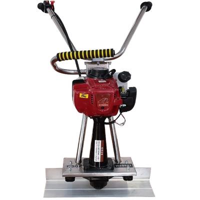 中国 1m 1.5m 2m コンクリートの手動舗装のための振動レギュラー 保守が簡単 5-10m/min 販売のため