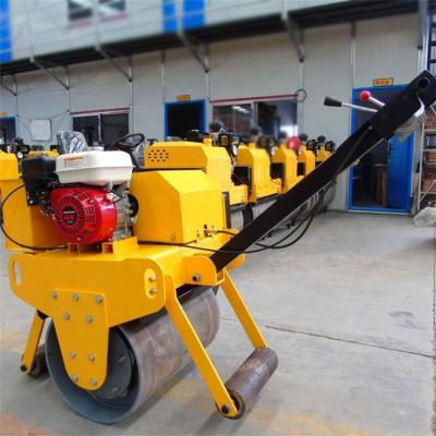 Cina Progettazione 20KN*2 Forza eccitante Hand Road Roller Compactor per una migliore costruzione stradale in vendita