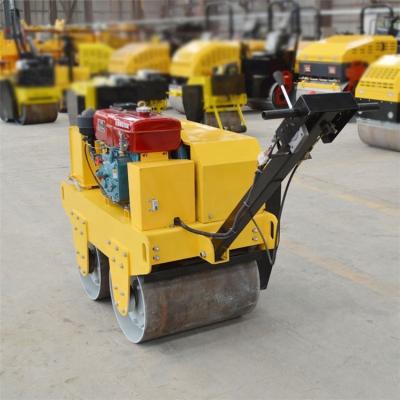 China 1350*850*1250 mm Zware dubbele trommel trillingsmachine voor het bouwen van wegen Te koop