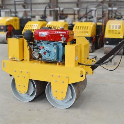 China 1350*850*1250 mm Zware dubbele trommel trillingsmachine voor het bouwen van wegen Te koop
