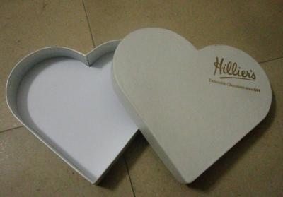 China Custom luxury fancy heart shape cardboard box for gift packaging for sale