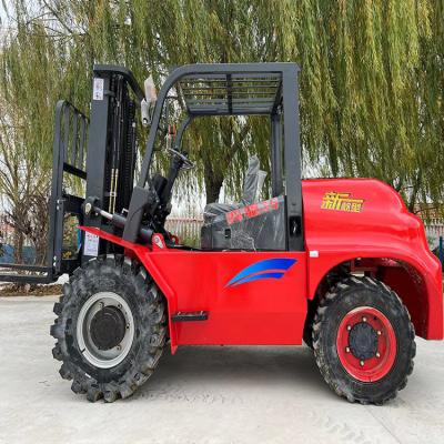 Cina Il carrello elevatore elettrico a quattro ruote 4X4 ha integrato i carrelli elevatori del terreno ruvido 4.5t in vendita