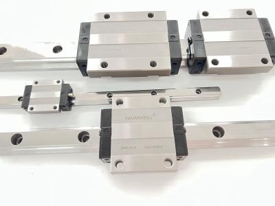中国 耐久性のあるリニアガイドウェイ 25mm CNC リニアガイド GEW25CA 販売のため