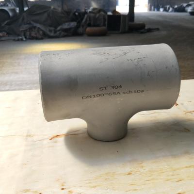 China GOST Pipe Fitting Tee for sale