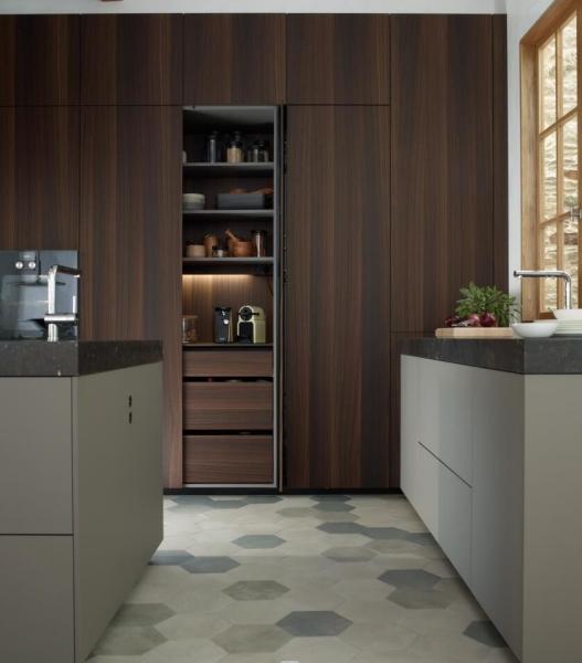 Quality Veneer Finished Modern Style Kitchen Cabinet for Old Kitchen Renovation for sale