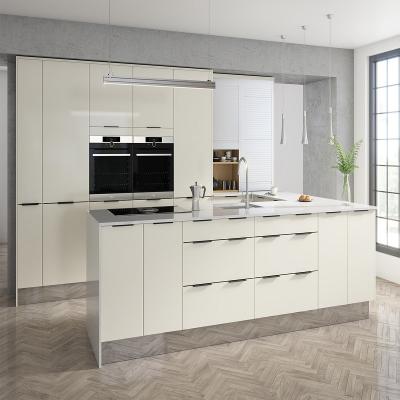 Cina Armadio di cucina in lacca di lusso europeo impermeabile e resistente per villa/appartamento in vendita