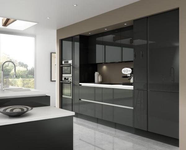 Quality Classic Luxury Modular Kitchen Cabinets Veneer Top and Lacquer Bottom for for sale