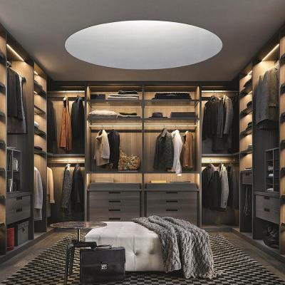 Cina Arredamento in legno in stile contemporaneo in vendita