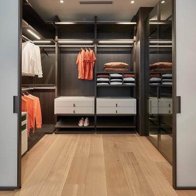 Cina Arredamento in legno in stile contemporaneo in vendita