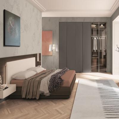 China Master Wardrobe Closet in European Style with Customized Design and 2D/3D Availability for sale