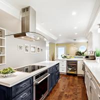 China Custom Shaker Style Complete Modular Kitchen Cabinet with Flat Edge Countertop Highly for sale