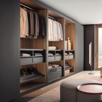 China Customizable Solid Wood Laminated Wardrobe Design for Luxury Modular Wall Wardrobes for sale