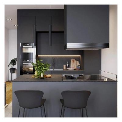 China CAD/3D Vrije lichtgrijze matte lak Massieve houten keukenkastjes met midden-eiland Te koop