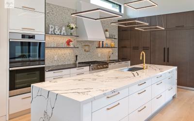 Cina Armadietto di cucina in legno modulare personalizzato con deposito Lazy Susan e apparecchiature Blum in vendita
