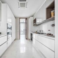 China E1 Particleboard MDF Customized Kitchen Wall Cabinets Lacquer Finish 3 Years Durable for sale