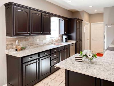 Cina American Shaker Kitchen Cabinet Set con carcassa in MDF e piano da tavolo in quarzo in vendita