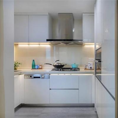 Cina YALIG Mobili da cucina di lusso Armadio da cucina bianco in cartone MDF e melamina in vendita