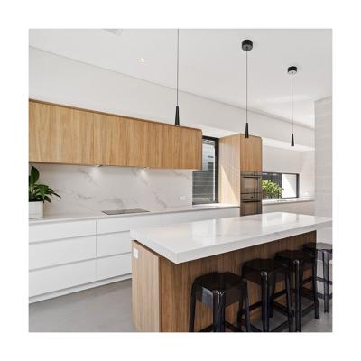 China Blum Hardware Armário de cozinha de chapa de polímero de estilo europeu configurado altamente para necessidades OEM / ODM à venda