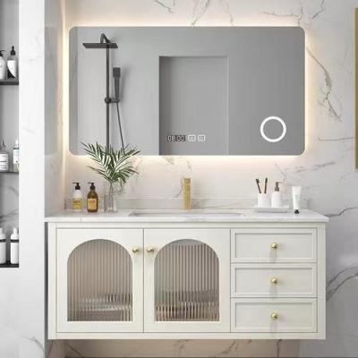 Cina Disegni personalizzati Bagno Specchio Armadio galleggiante con pannello acrilico porta e luce in vendita