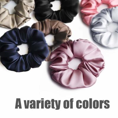 Cina i capelli umani sottili Scrunchie, donne della seta di gelso di 30mm danneggiano i legami liberi dei capelli in vendita