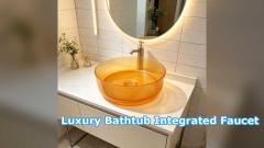 Modern Freestanding Bathtub with Integrated Faucet
