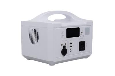 China Fast Charge PD30W QC3.0  Recharge Cylindrical LifePO4 Battery Mobile Power Station With BMS For Solar Power Supply à venda