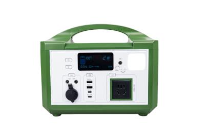 中国 Quick Charge MPPT Solar Cotroller 600W Power Green Plastic Case Solar Generator For Outdoor Backup System 販売のため