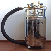 China Lab Devices Self-pressurizing Liquid Nitrogen Container for Manufacturing Plants for sale