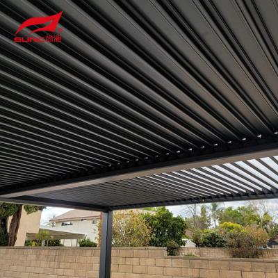 Cina Pergola esterna in alluminio a motore con lame di laminazione in vendita