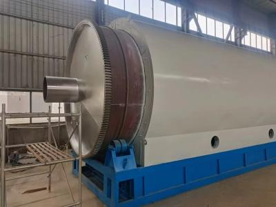 Cina new desgin semi-contnuous waste tyres pyrolysis machine 10-30tons per day in vendita
