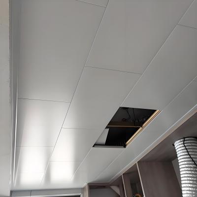 Cina Nuovi edifici Materiali di costruzione soffitti moderni in alluminio interni pannelli di soffitto in metallo in vendita