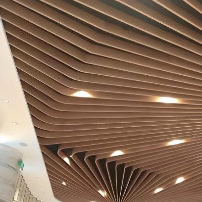 Cina pannello di parete del soffitto lineare quadrato tubo metallico alluminio in vendita