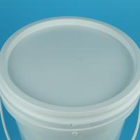 China Round Plastic Bucket 5L Seal Lid Durable Storage Container for Food Chemical Paint for sale