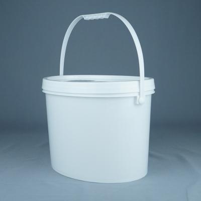China Oval Shaped Plastic Bucket With T / T Payment Method And Eco Friendly Material for sale