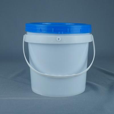 China cubo de la comida de la tapa del tornillo 5kg para el cubo plástico reutilizable de la categoría alimenticia del volumen de ventas en venta