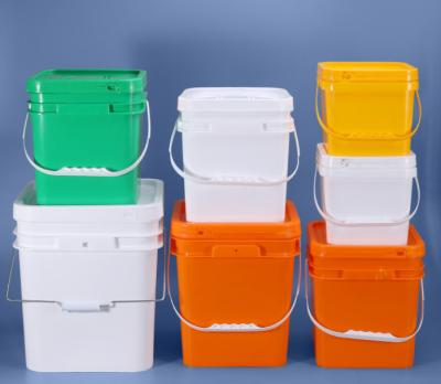 China Las materias primas PP del 100% ajustan el cubo plástico con la manija en venta