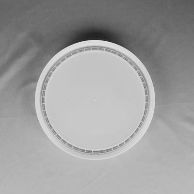 China IML que etiqueta el cubo plástico pintado pegamento 14L con la tapa y la manija en venta