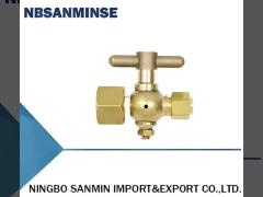 Brass Three-way plug valve connecting pressure gauges 0.6MPA